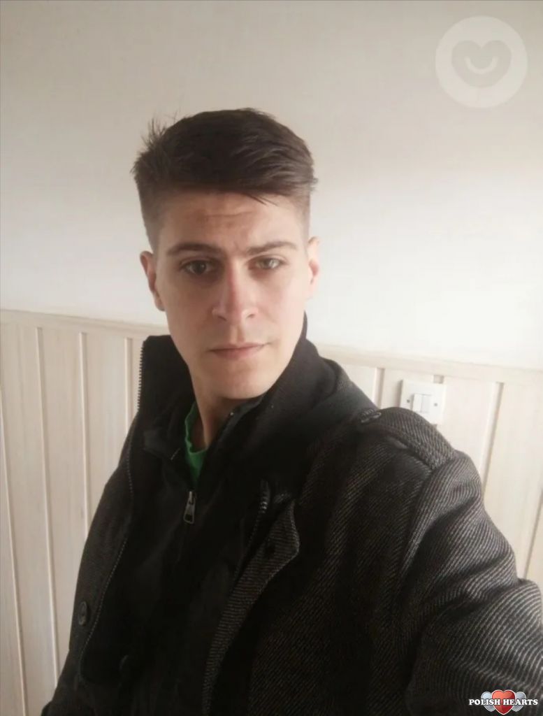 Handsome Polish man: user: MateuszBr, 31 years old